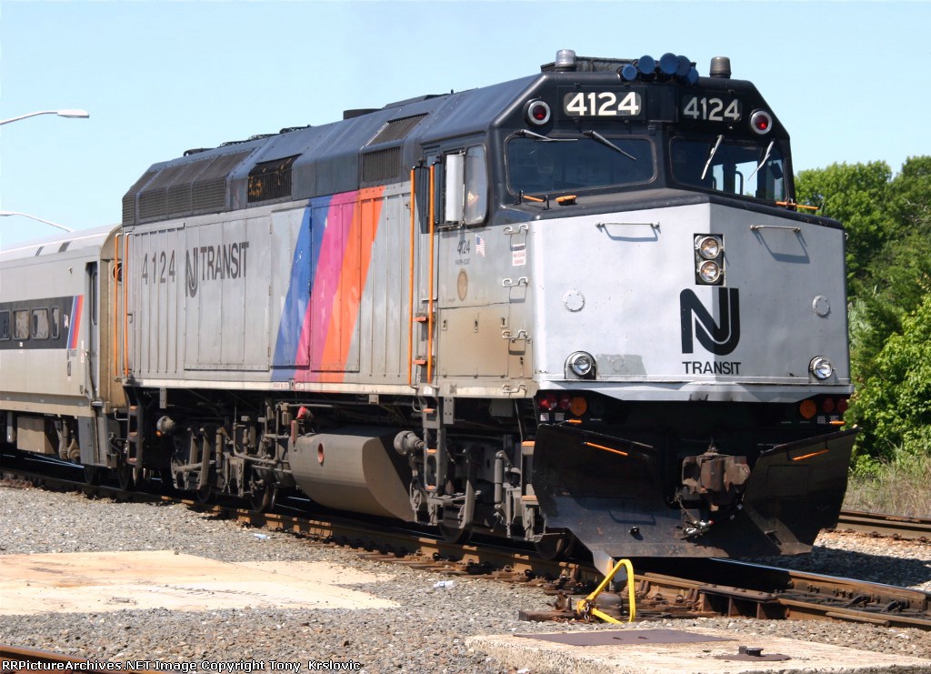 NJT 4124